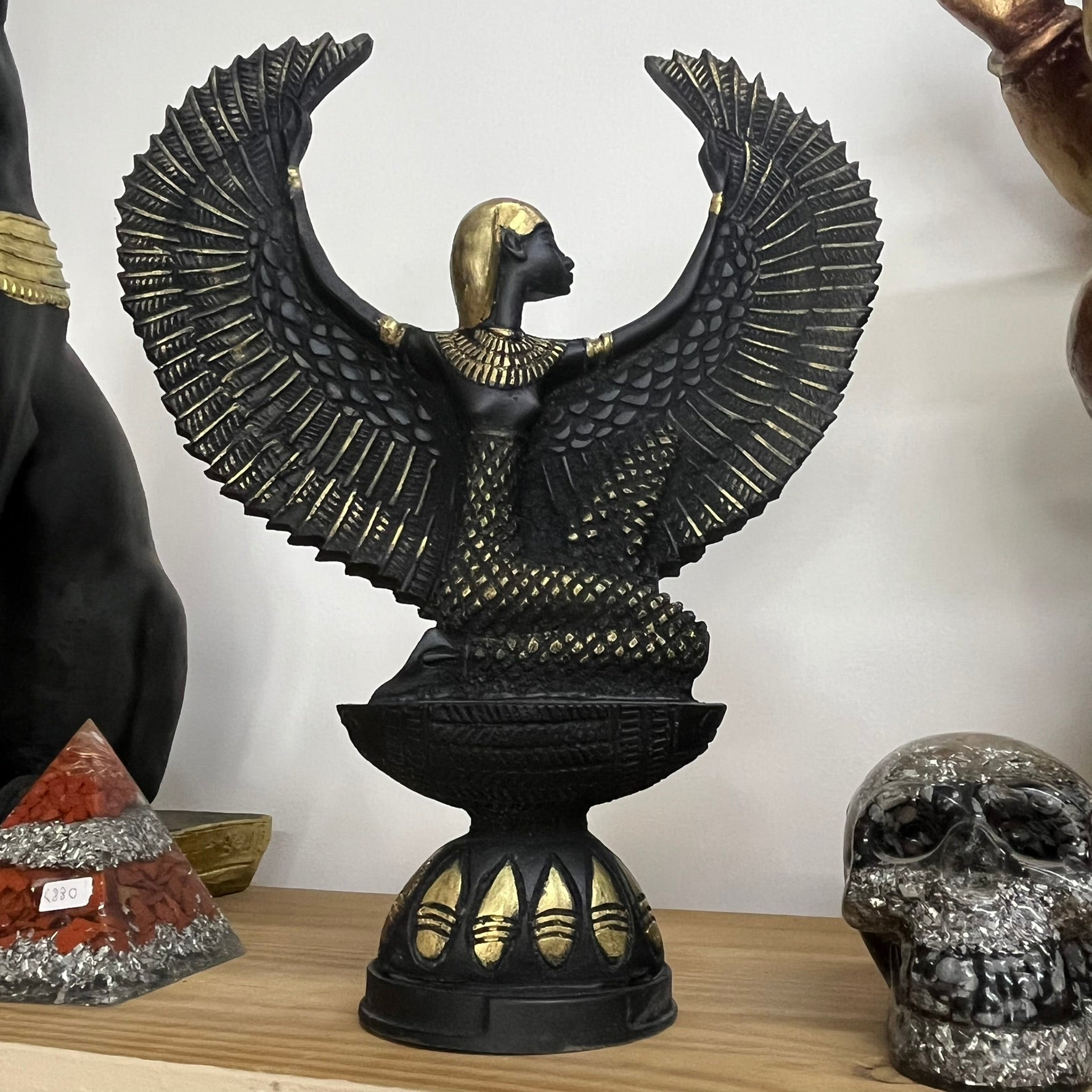 Isis Goddess Statue- 32cm – Crystal Geological